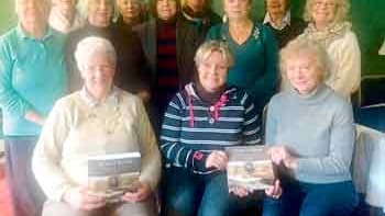 Lifeboat ladies at bicentenary event | tenby-today.co.uk