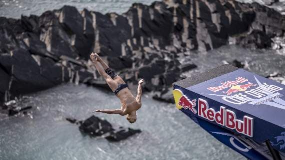 Red Bull Cliff Diving go on sale | tenby-today.co.uk