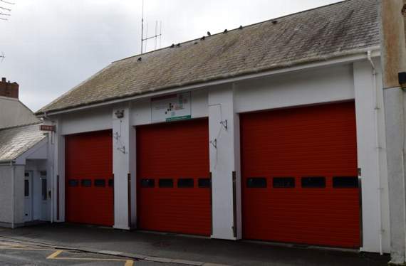 Boat fire at Tenby harbour | tenby-today.co.uk