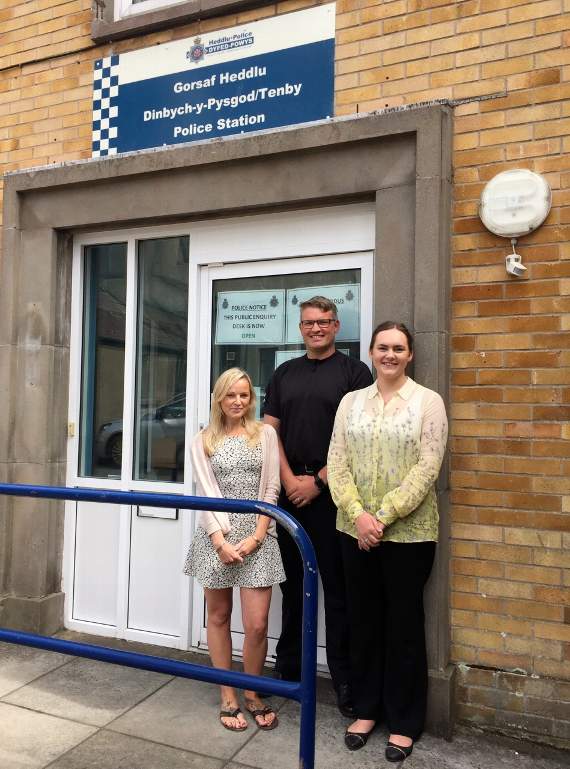 Police station front desk open over summer | tenby-today.co.uk