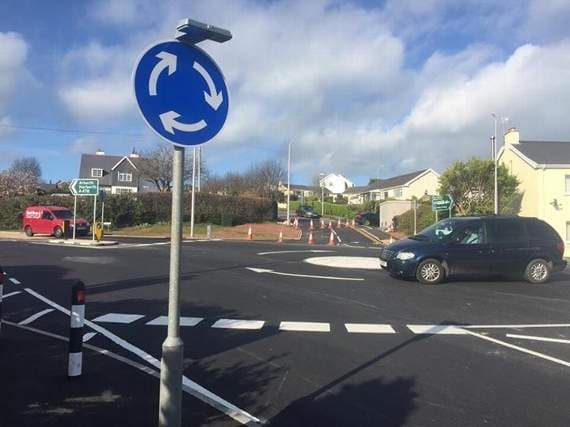 New bus stop and crossings are ‘courting disaster’ | tenby-today.co.uk