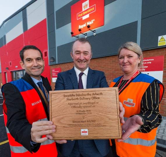 MP officially opens Royal Mail's new Narberth delivery office | tenby ...