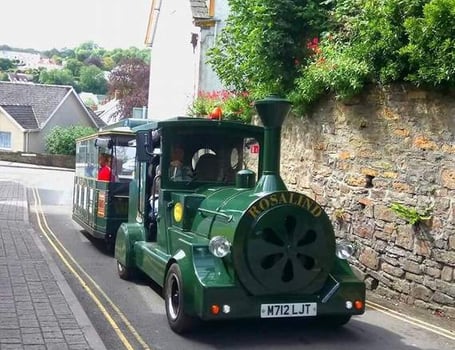 "All aboard!" in Saundersfoot - as new land-train makes its debut ...