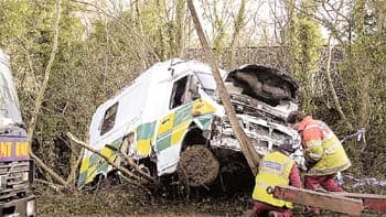 Black ice causes ambulance crash | tenby-today.co.uk