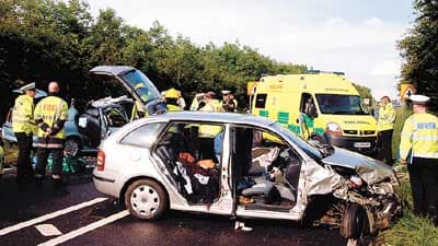 Devoted couple lose their lives after Llanteg horror crash | tenby ...