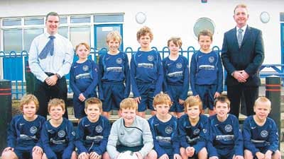 New kit for Tenby Junior footballers | tenby-today.co.uk