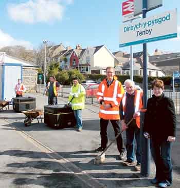 Floral uplift for Tenby train station | tenby-today.co.uk