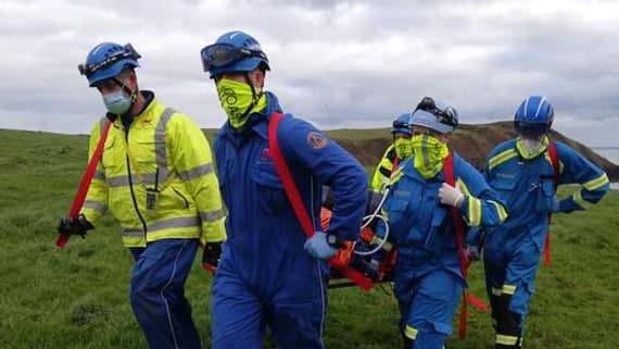 Tenby Coastguards assist with coast path casualty | tenby-today.co.uk