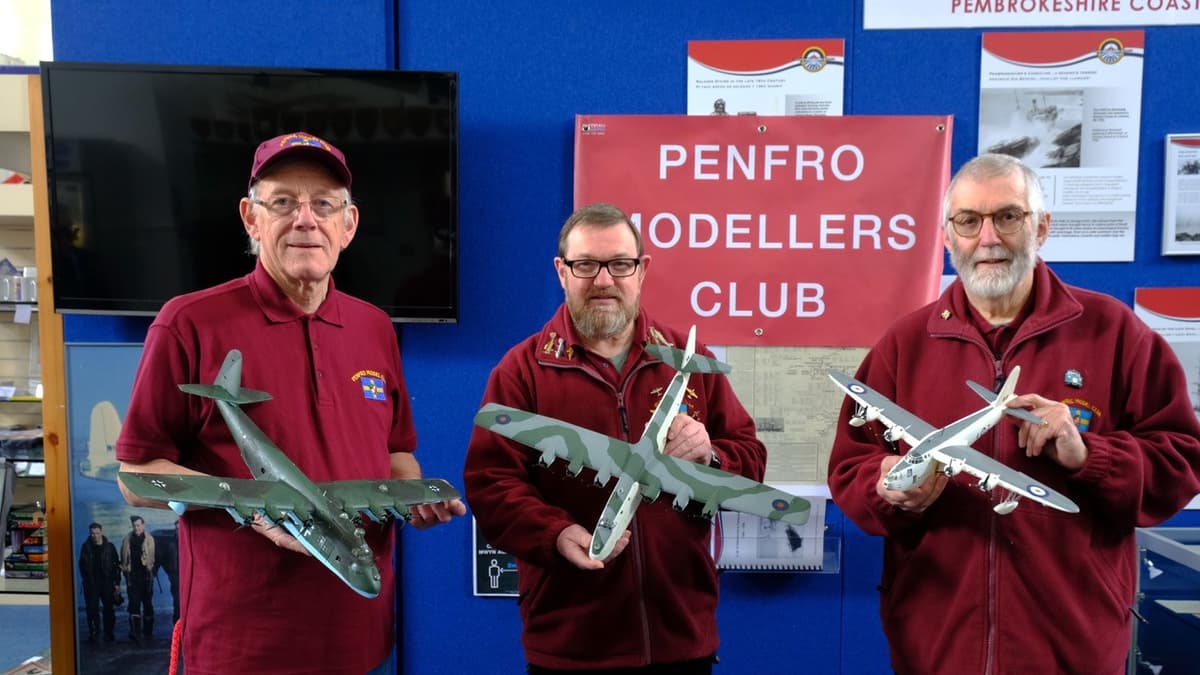 Show models capture moment in history | tenby-today.co.uk