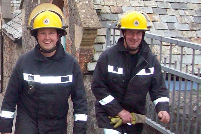 Tenby firefighter joins fellow service members to assist Ukraine ...