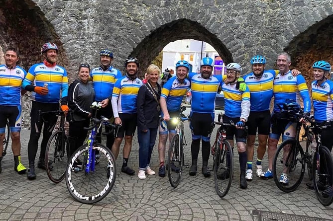 Aces take on Marble Arch to Five Arches challenge | tenby-today.co.uk
