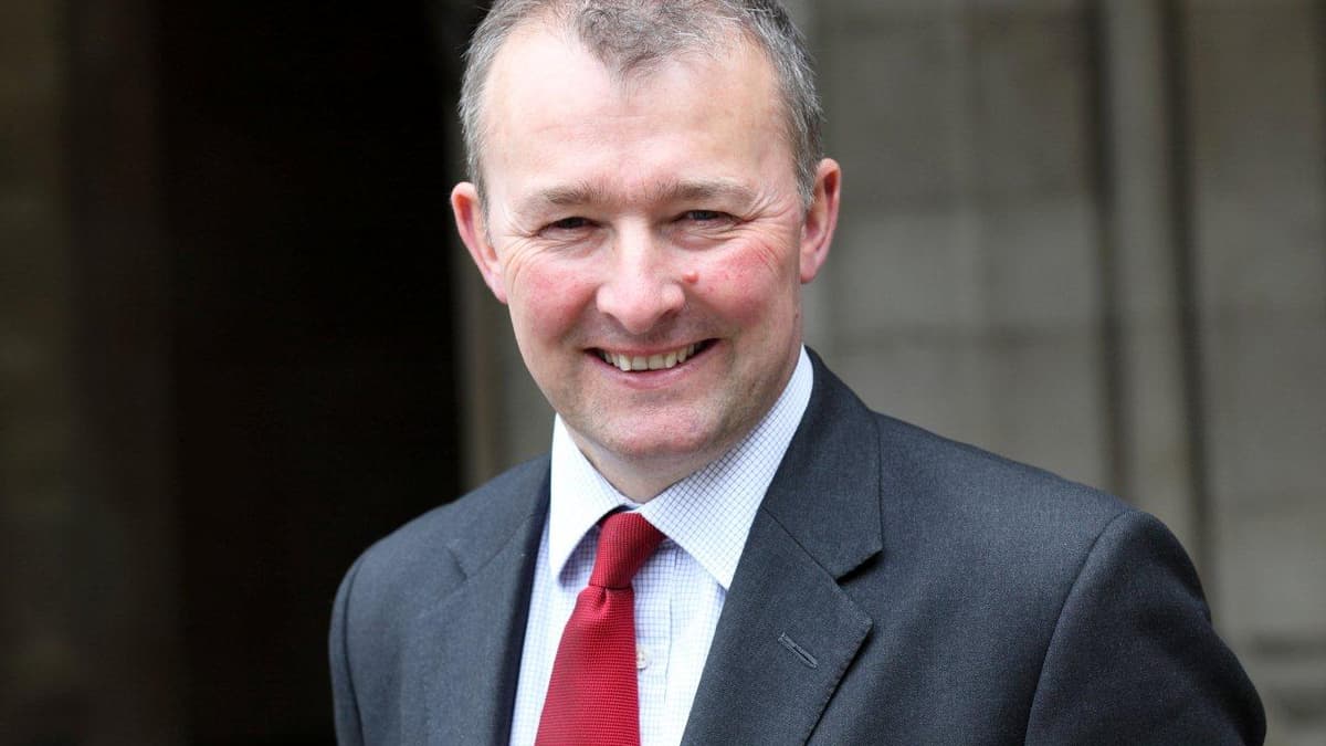 Simon Hart resigns | tenby-today.co.uk