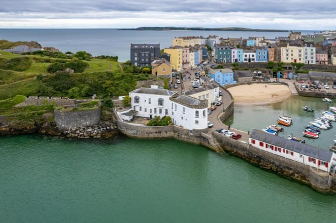 Live in a former Georgian bathhouse steeped in Tenby history | tenby ...