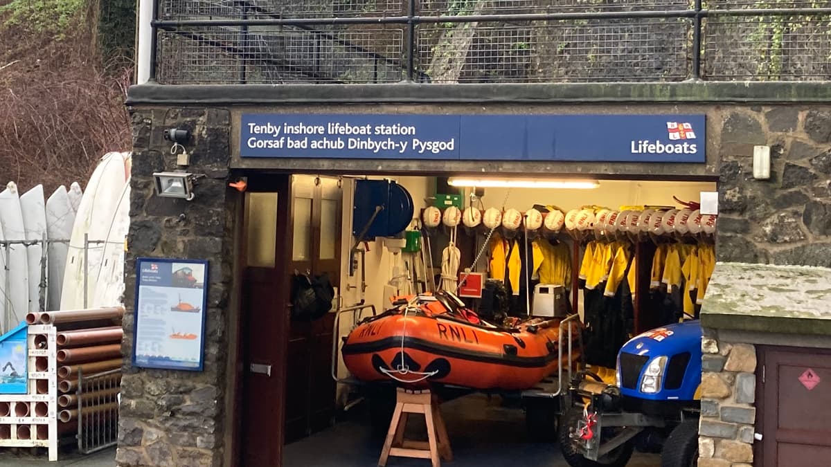Plans to site takeaway at former RNLI inshore lifeboat hut labelled ...
