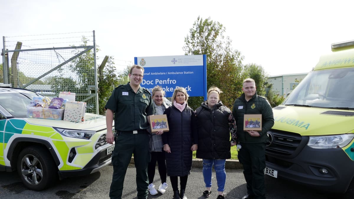 Prince of Wales team thanks Pembroke Dock Ambulance Crew | tenby-today ...