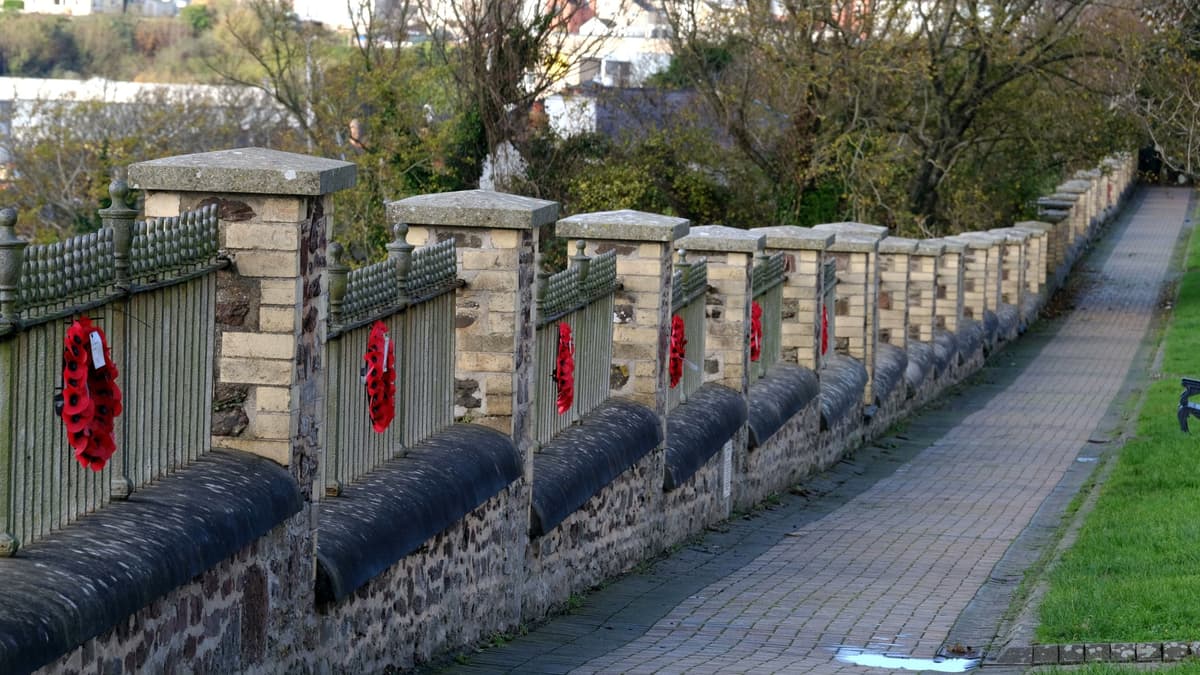 Remembrance Poppy walk created at Milford Haven | tenby-today.co.uk