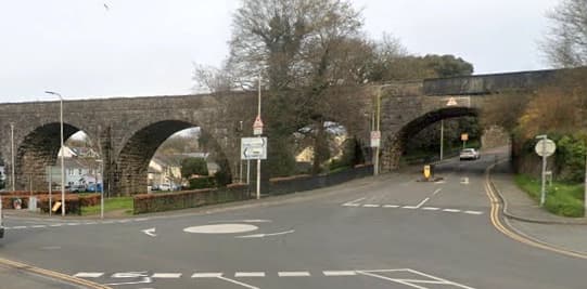 Road safety concerns raised over mini-roundabout misuse | tenby-today.co.uk