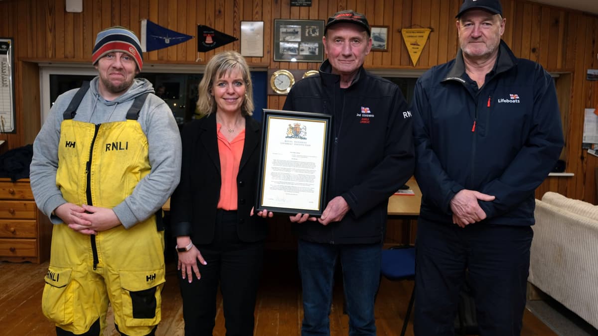 Pembrokeshire RNLI volunteers awarded for lifesaving rescue of two ...
