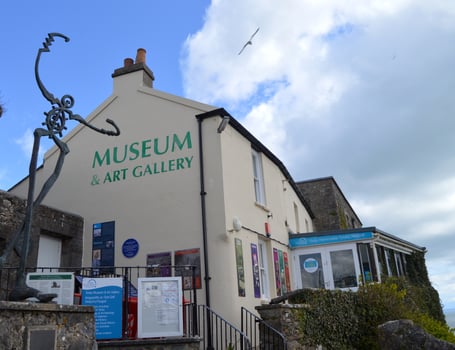Art auction at Tenby Museum and Art Gallery | tenby-today.co.uk