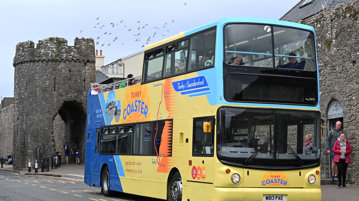 ‘Hop on, hop off’ Tenby Coaster is back for 2023 | tenby-today.co.uk