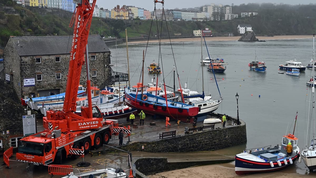 Tenby's boat lift signifies the start of another busy season for the ...
