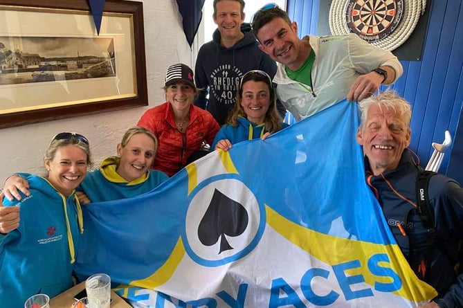 Tenby Aces takes on London Marathon for charity | tenby-today.co.uk