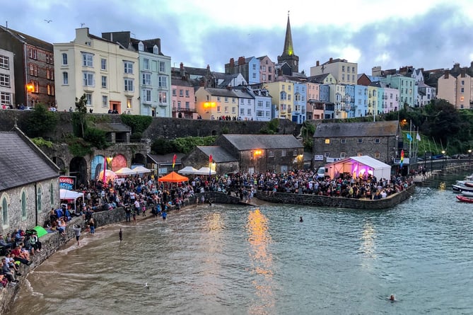 Round Table sets dates for Tenby's Summer Spectaculars | tenby-today.co.uk