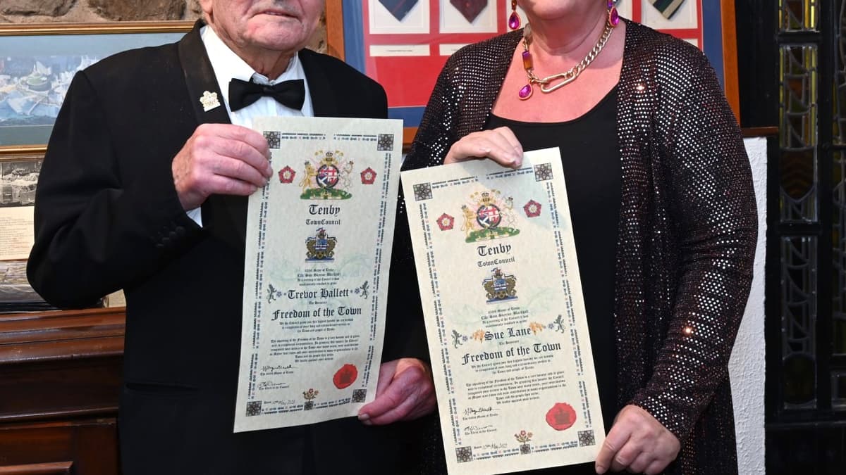 Remarkable Tenby ambassadors given ‘Freedom of the Town’ | tenby-today ...