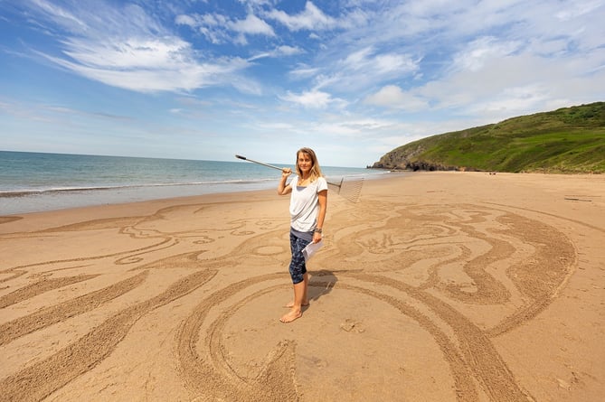 Pembrokeshire sand artist’s spirit lives on - leaving a global legacy | tenby-today.co.uk