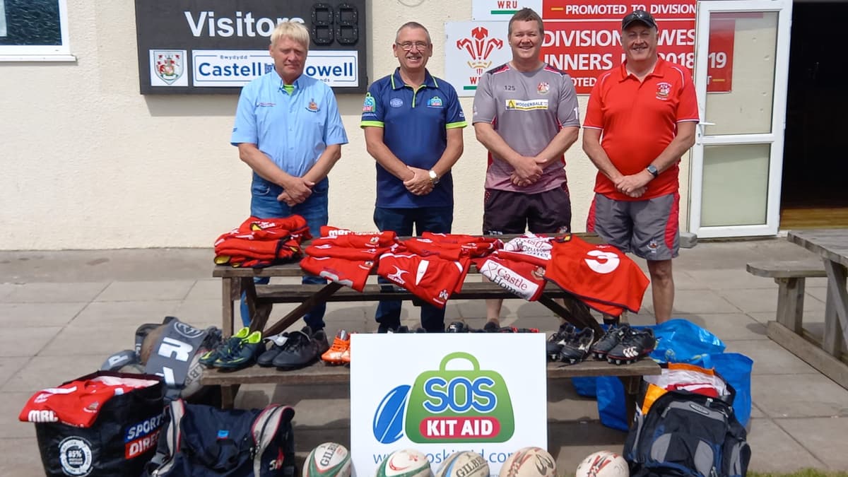 Pembroke RFC has links up with UK charity SOS Kit Aid | tenby-today.co.uk