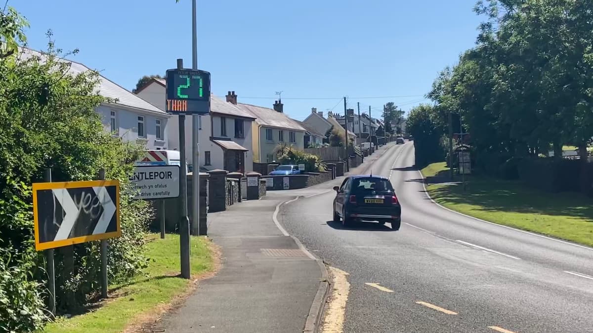 Plans to introduce 'speed safety' signs for seaside village | tenby ...