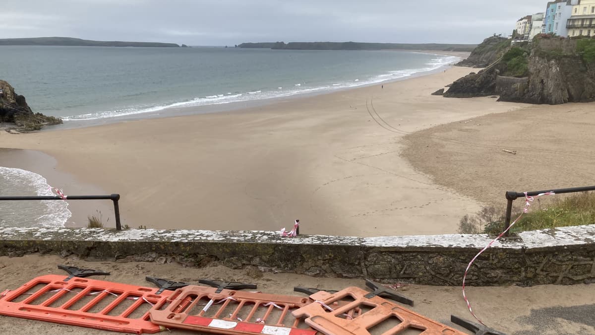 “It’s simple things, that bring the town down!” - councillors call for ...