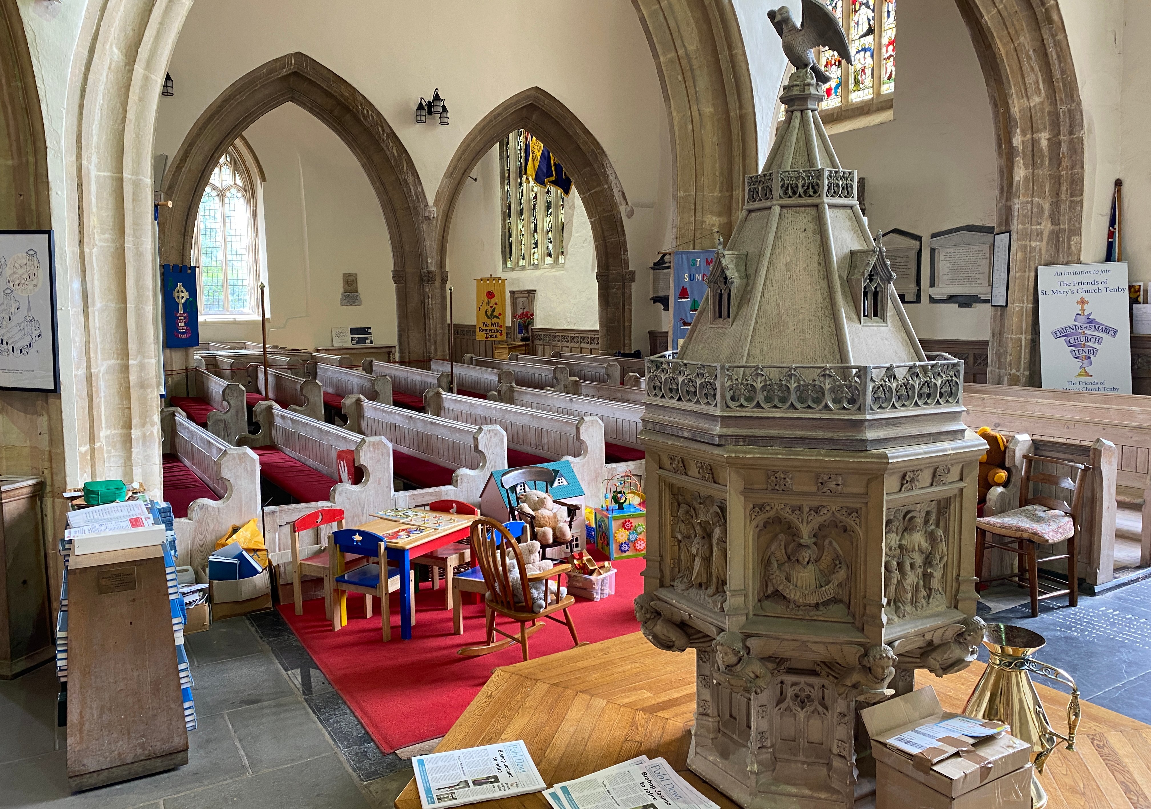 St Mary's Church Tenby invites you to take a tour of a parish church ...