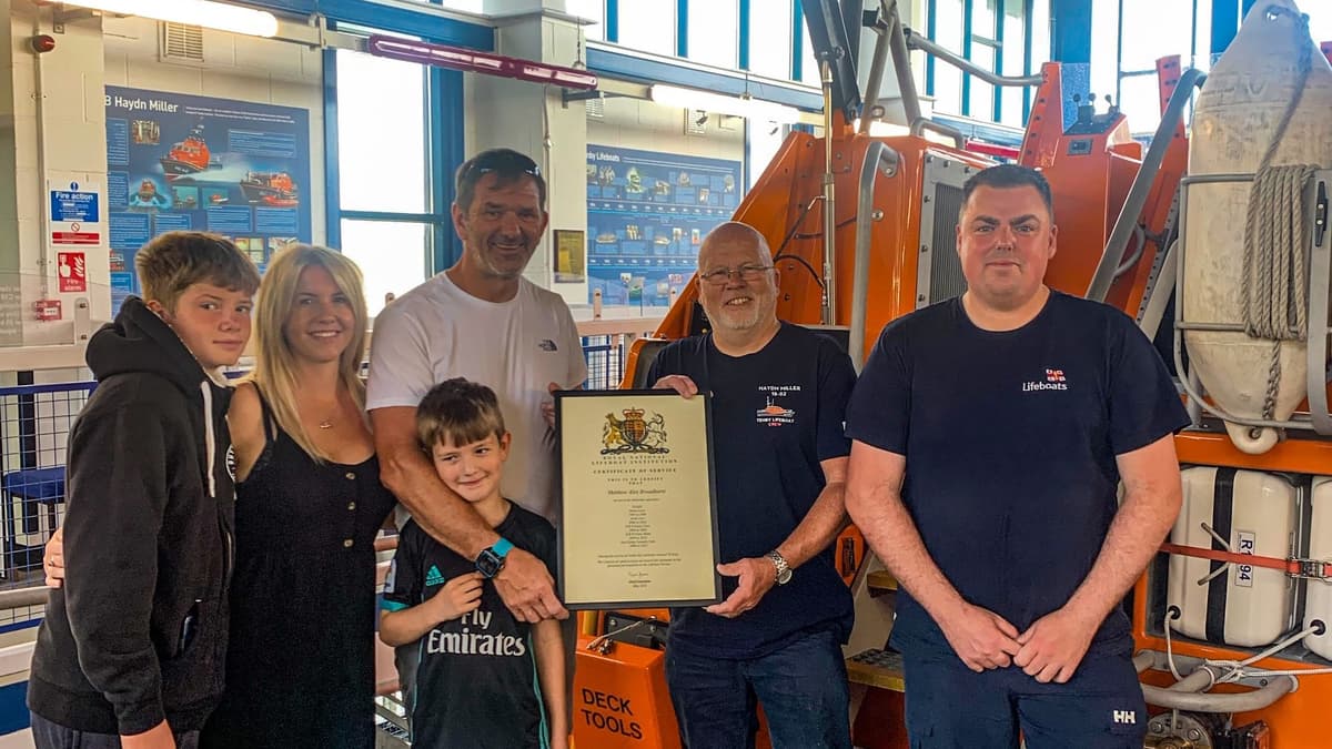 'Certificate of Service' for Tenby RNLI crew member Matt | tenby-today ...