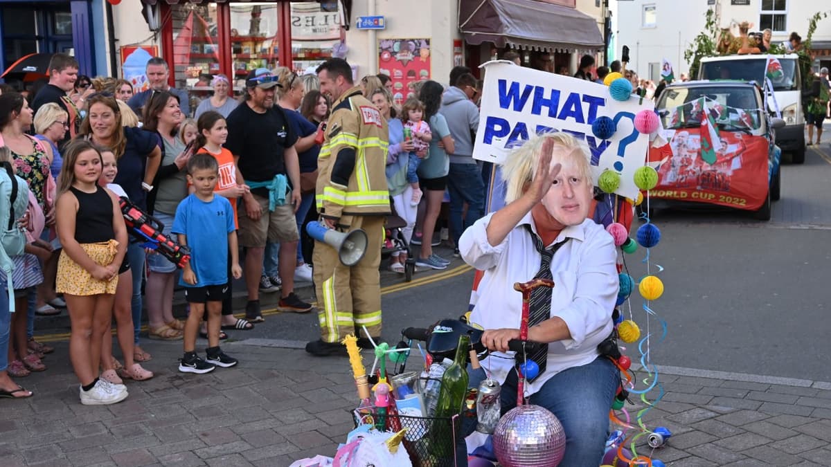 Get ready for Tenby Firefighters Carnival! | tenby-today.co.uk