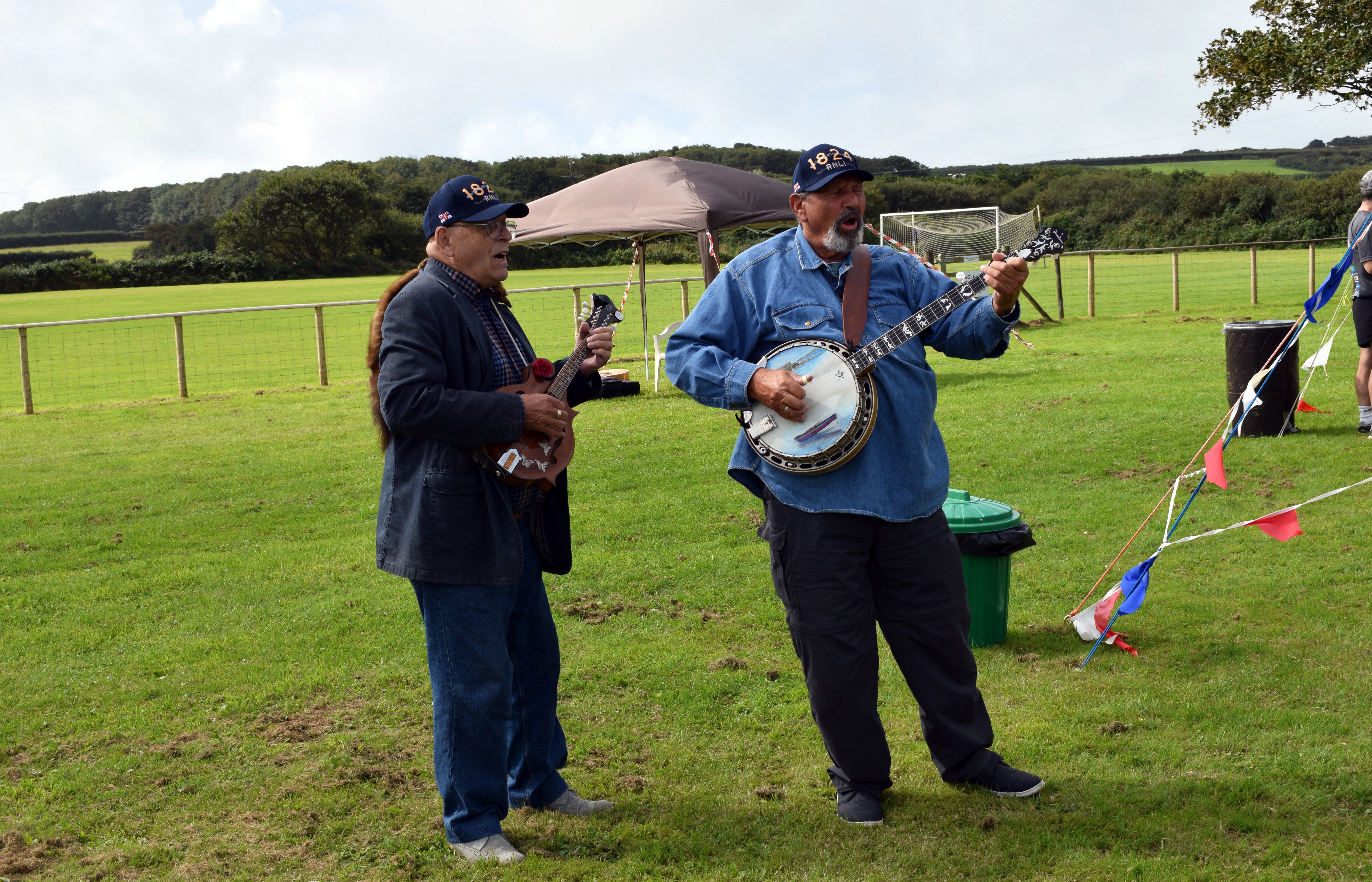 Pembroke Ladies Lifeboat Guild thanks for RNLI Angle Walk and Dog Show ...