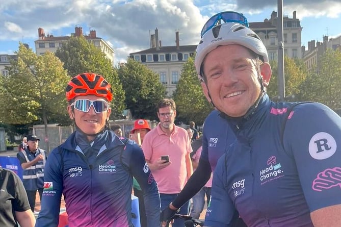 Former rugby player Alix Popham continues challenge to raise awareness ...