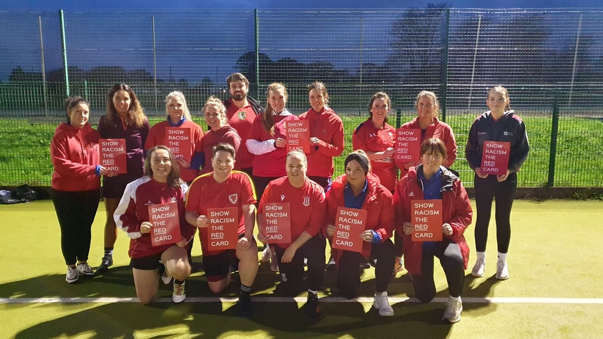 Kilgetty AFC women show support for ‘show racism the red card’ campaign ...
