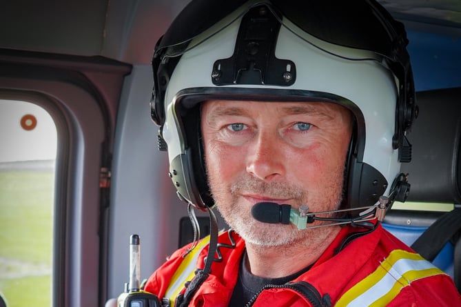 Meet some of Wales Air Ambulance heroes working this Christmas | tenby ...