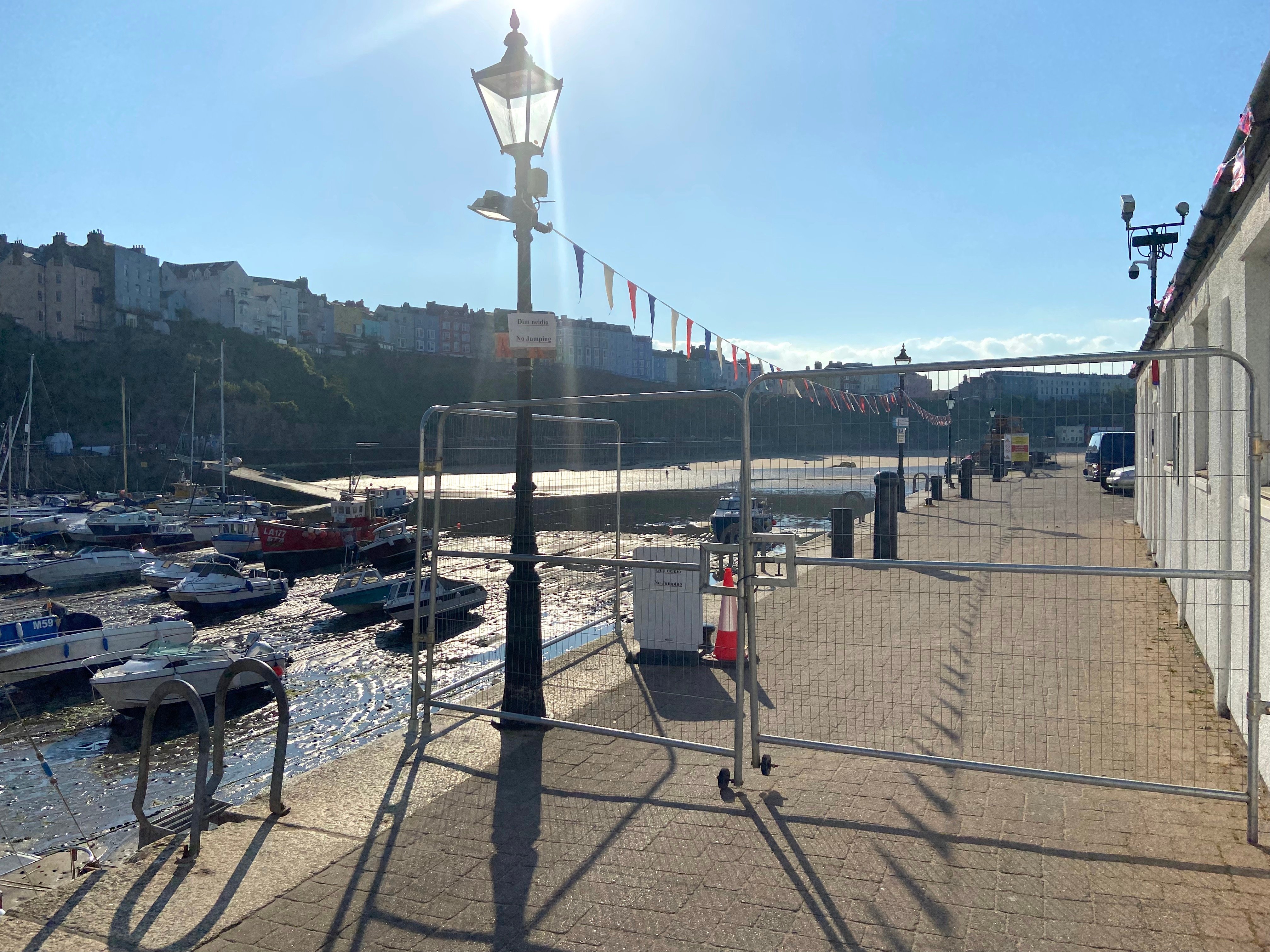 Council's plan for permanent Tenby pier gates rejected by National Park ...