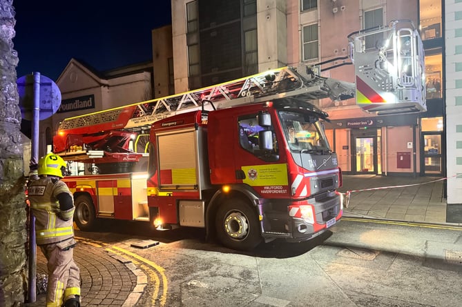 WATCH: Tenby firefighters tend to seafront building to make roof safe ...