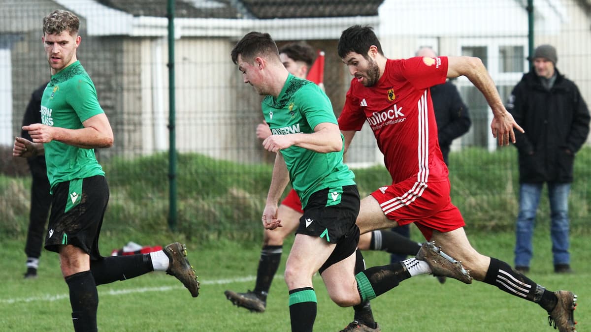 WATCH: Action from the weekend in the Pembrokeshire Football League ...