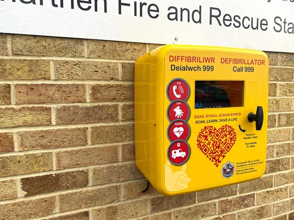Lifesaving community defibrillators installed at Fire Stations | tenby ...