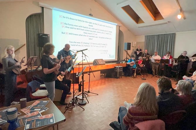 Slipway Ukes Christmas Bash at Amroth Parish Hall | tenby-today.co.uk