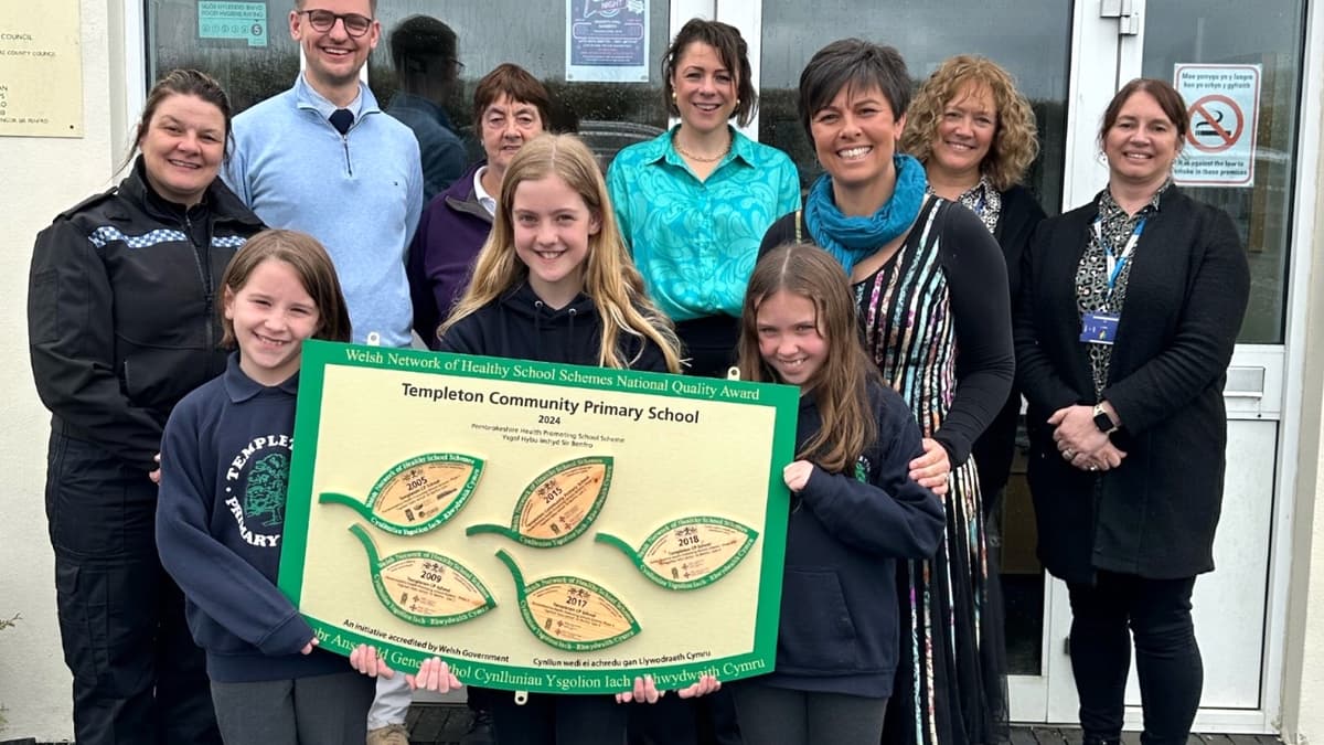 Templeton School achieves national ‘healthy schemes’ award | tenby ...