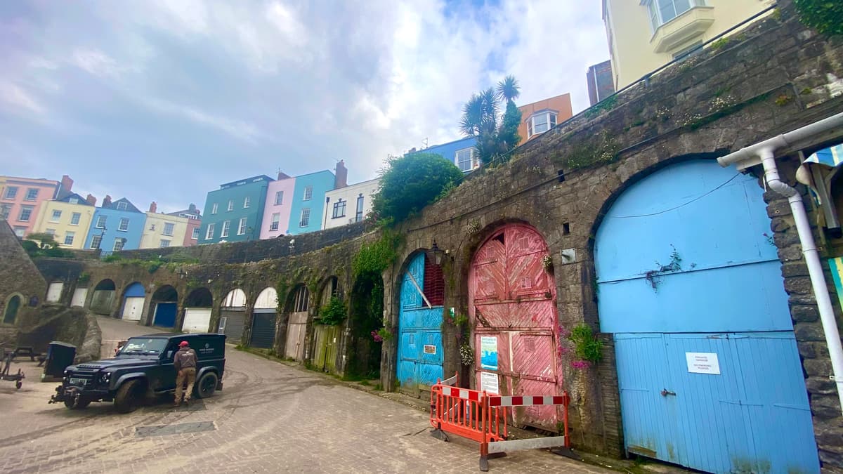 Restoration of Tenby harbour's historic arches approved | tenby-today.co.uk
