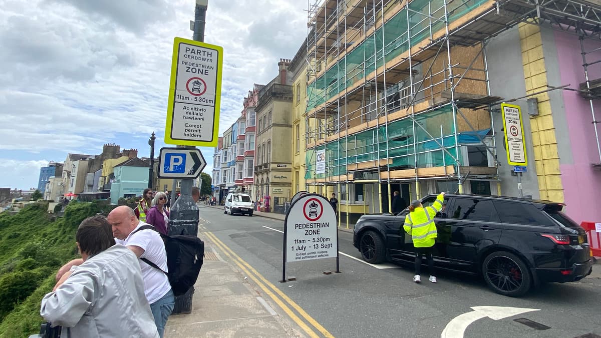 Tenby’s summer pedestrianisation scheme starts | tenby-today.co.uk