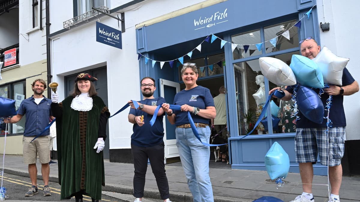 WATCH: Tenby’s new Town Crier opens new Weird Fish store in the heart ...