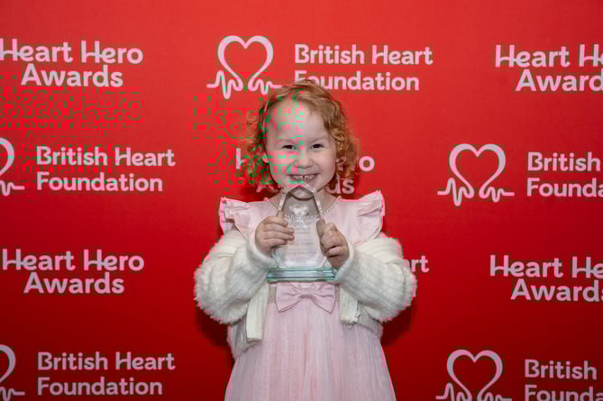 Young Tenby ‘Heart Hero’ Poppy receives prestigious national award ...