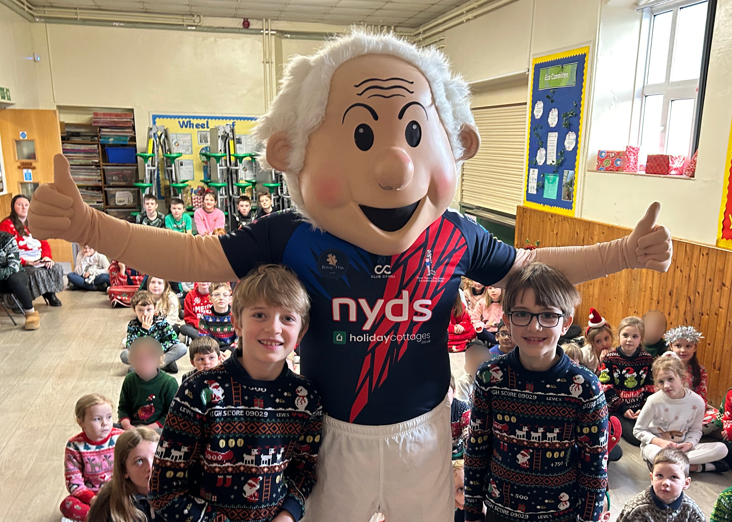 Saundersfoot New Year’s Day Swim mascot Charlie Shivers visits ...